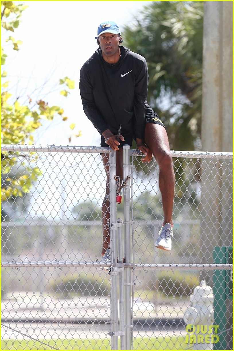 New 'Bachelor' Matt James Heads to an Empty Stadium for a Workout Amid ...