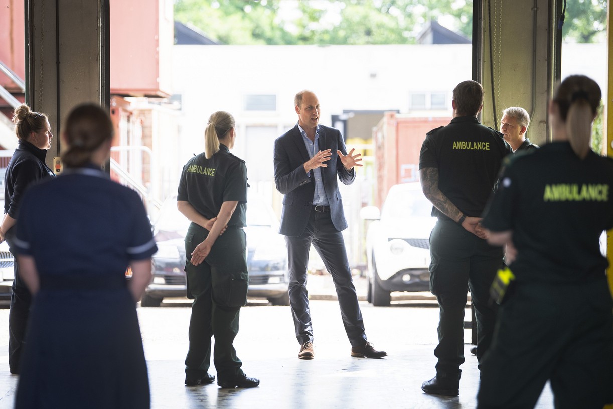 Prince William Takes His Temperature Before First Public Appearance ...