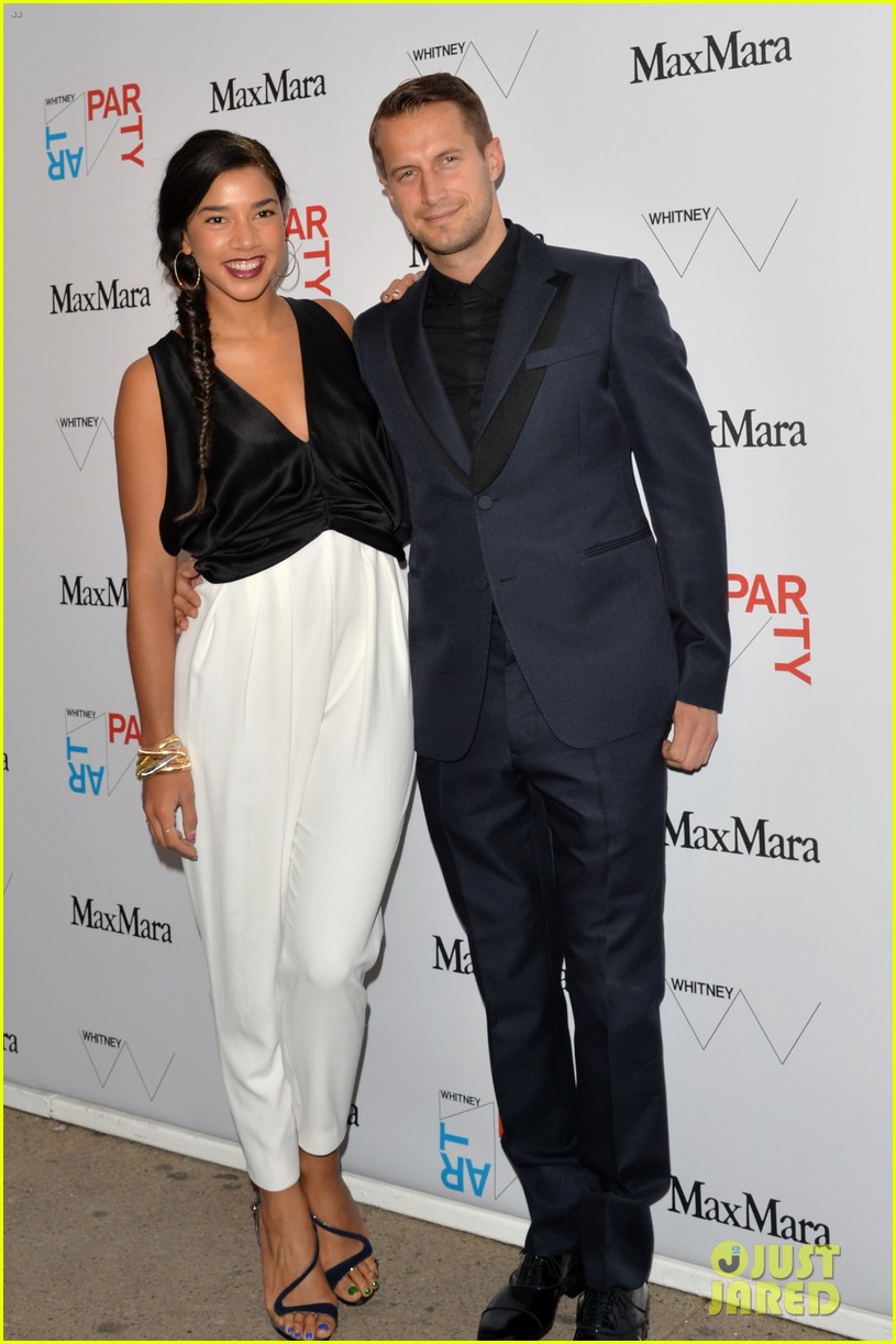 Hannah Bronfman Is Pregnant, Expecting First Child with Husband Brendan ...