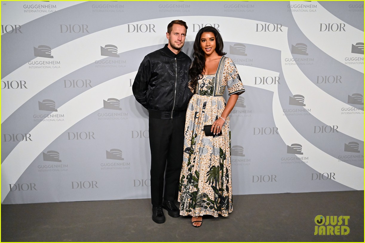 Hannah Bronfman Is Pregnant, Expecting First Child with Husband Brendan ...