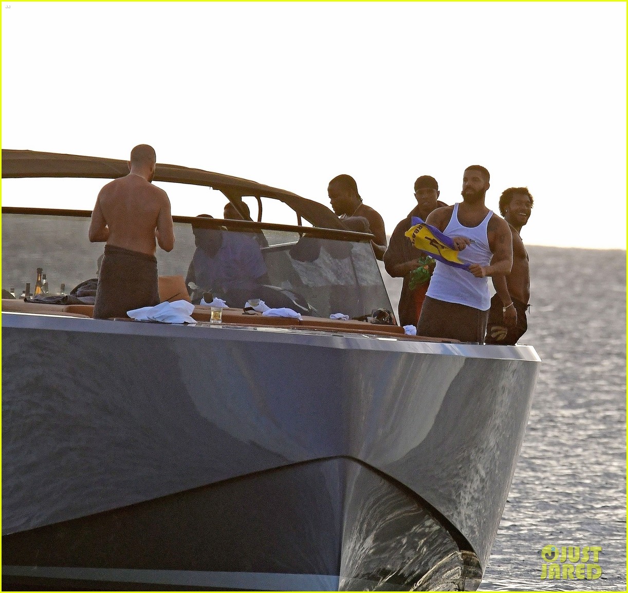 Drake Takes a Dive Into the Ocean While Boating in Barbados: Photo ...