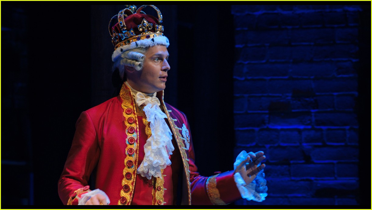 Hamilton's Jonathan Groff Is Aware That He Spits While Singing, Plus ...