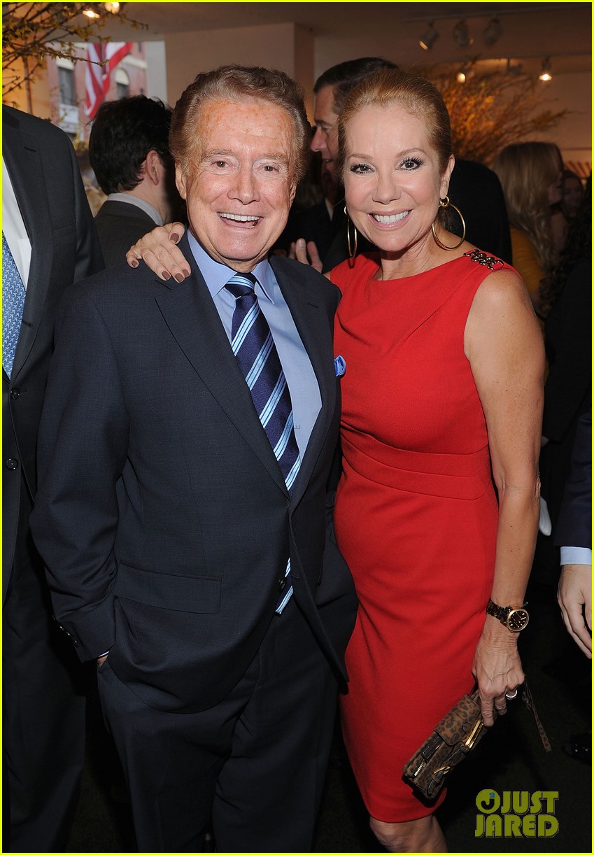 Regis Philbin Dead - Legendary TV Host Dies at 88: Photo 4471831 ...