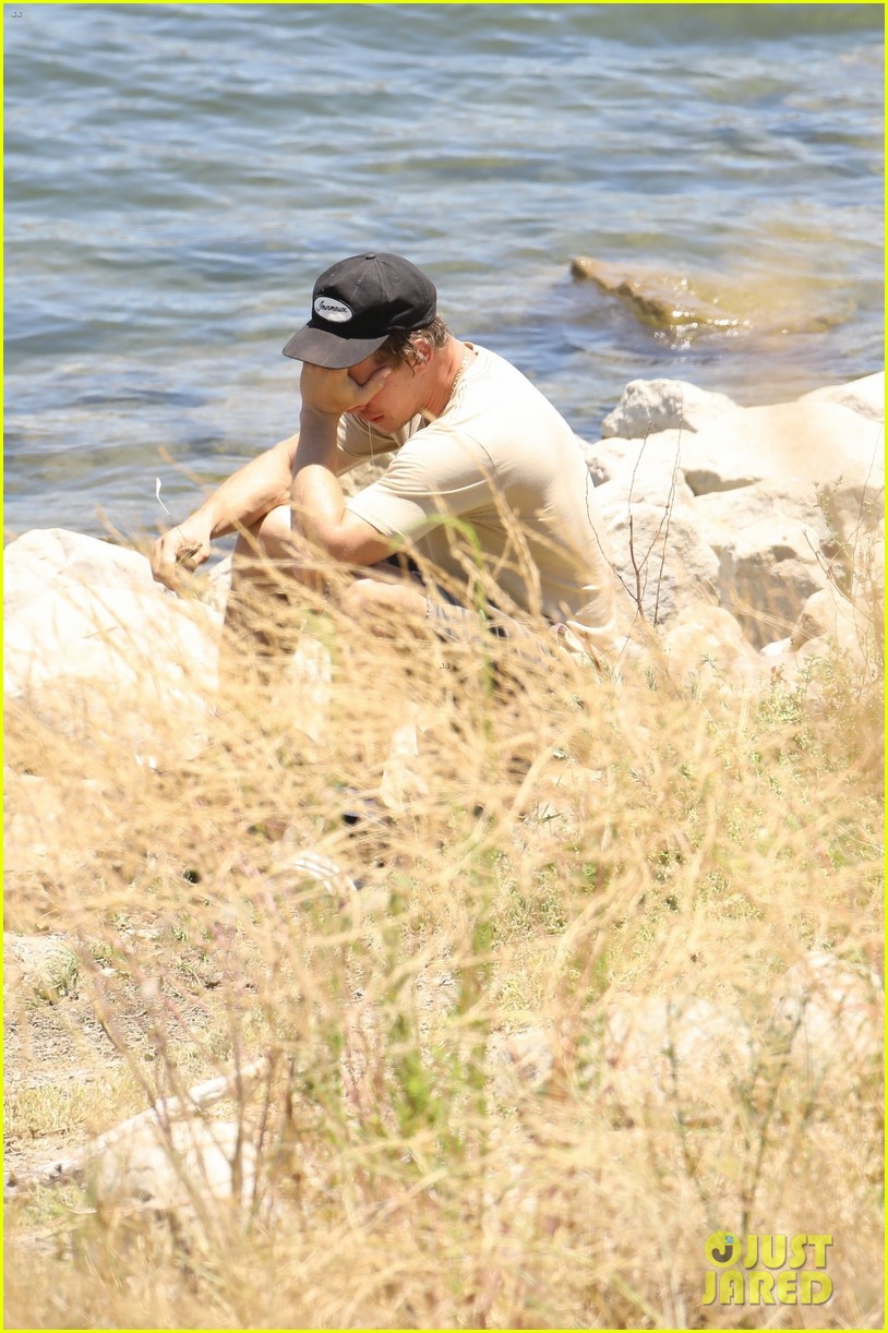 Naya Rivera's Ex Ryan Dorsey Makes an Emotional Visit to Lake Piru: Photo 4468907 | Naya Rivera ...
