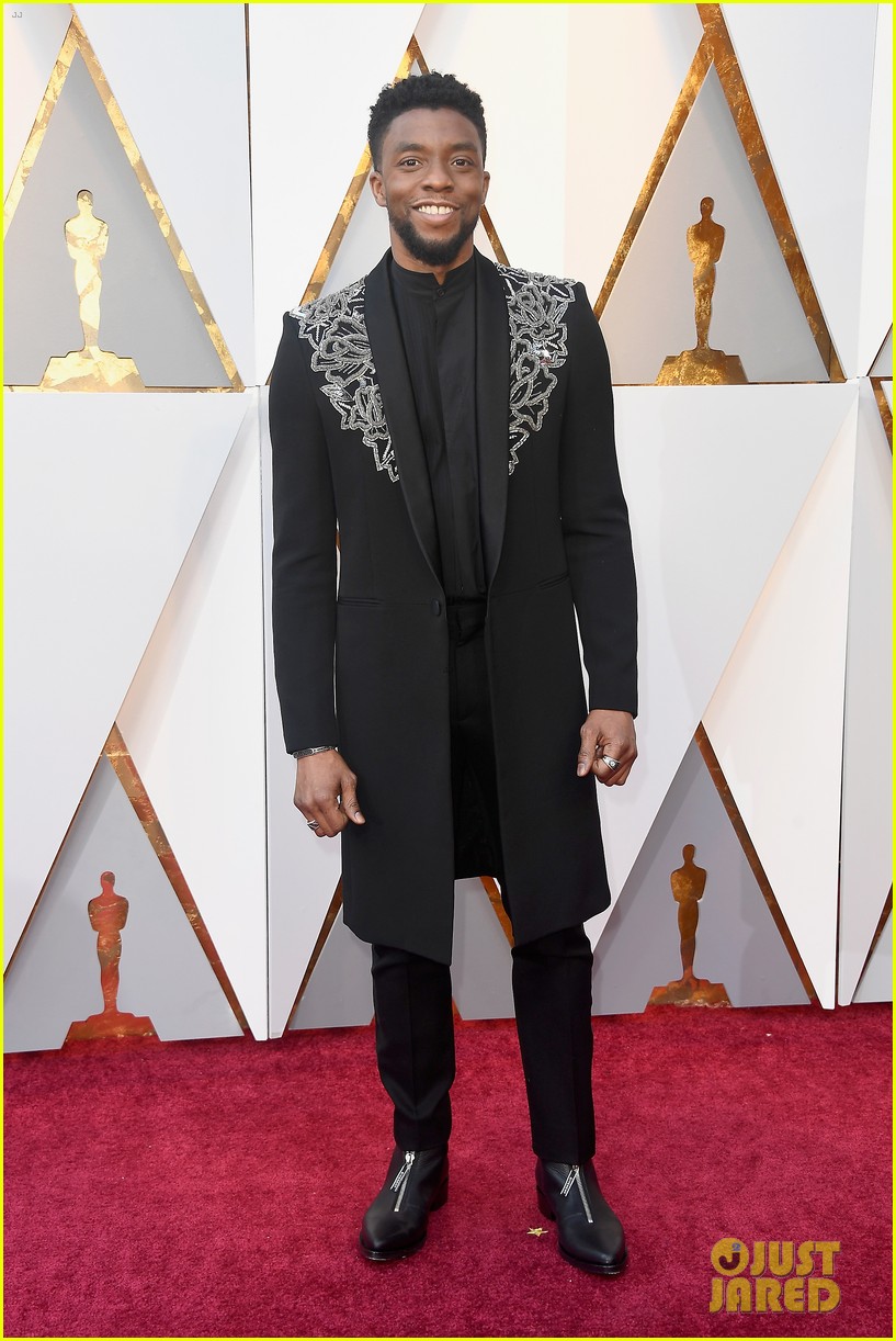 Chadwick Boseman Dead - 'Black Panther' Star Dies of Cancer at 43 ...