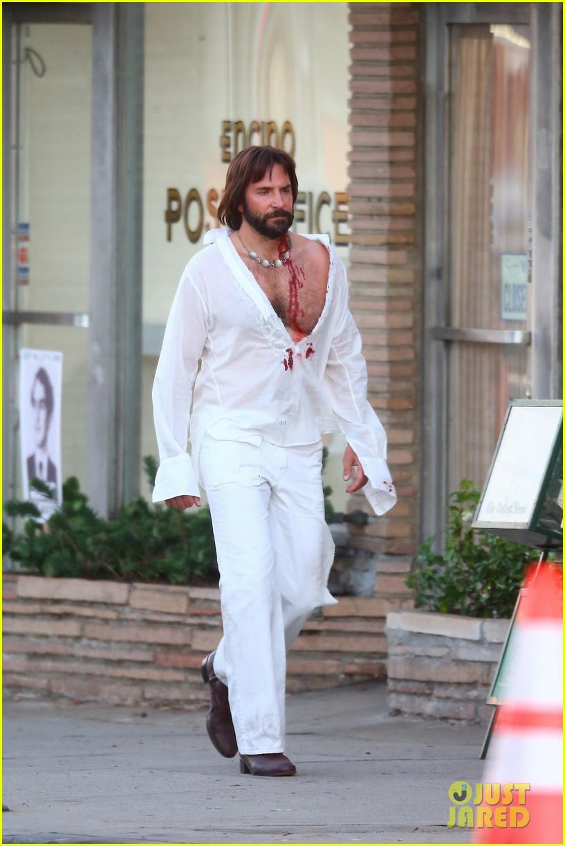 Bradley Cooper Is Bloody & Angry in New Set Photos for Paul Thomas ...