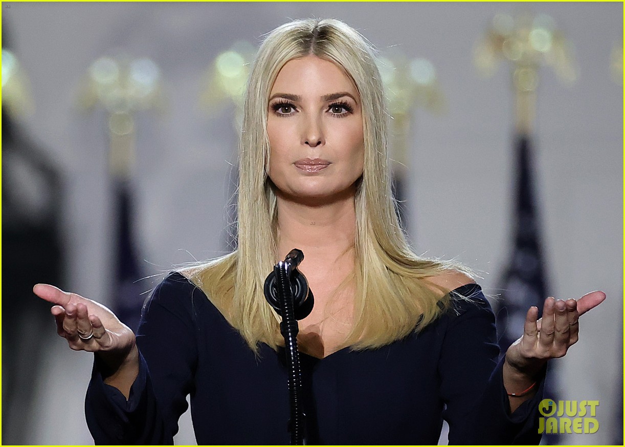 Melania Trump's Reaction to Ivanka at RNC 2020 Is Going Viral - Watch ...