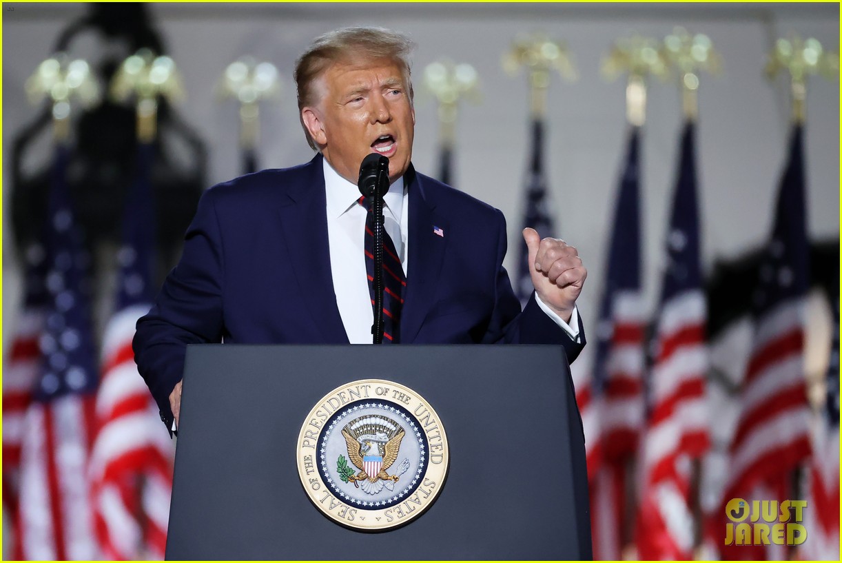 Melania Trump's Reaction to Ivanka at RNC 2020 Is Going Viral - Watch ...