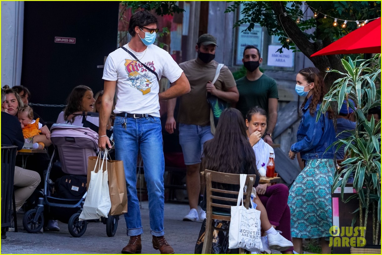 Jacob Elordi Meets Up with 'Euphoria' Co-Star Maude Apatow for Lunch in ...