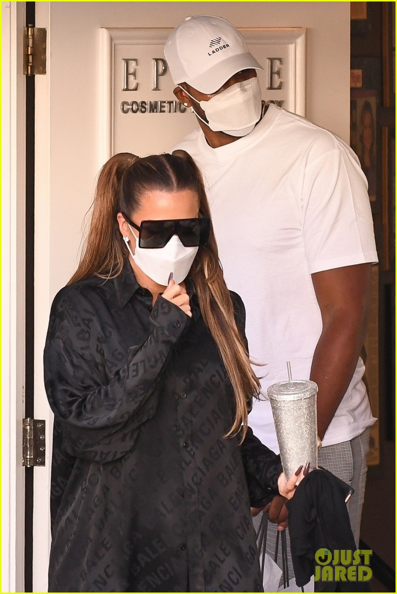Khloe Kardashian Spends Her Day with Tristan Thompson While the 'KUWTK' Cameras Roll: Photo ...