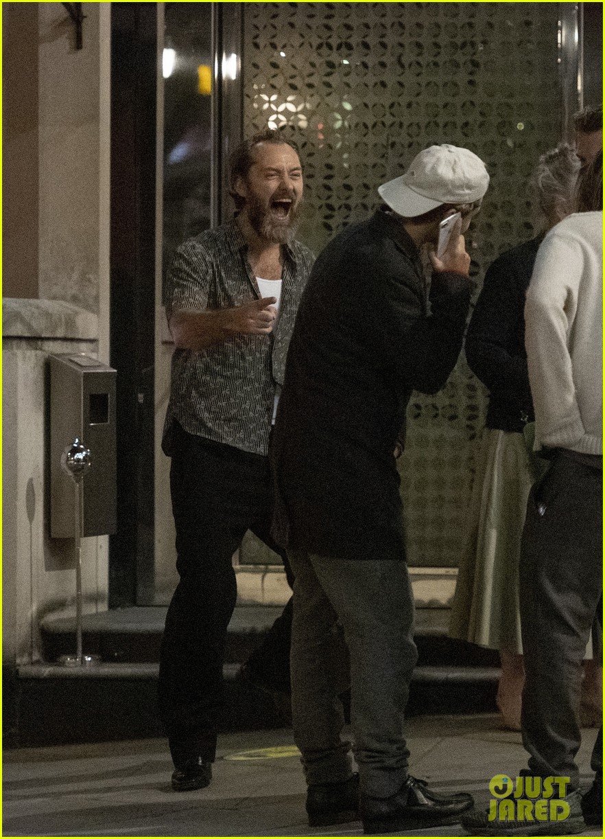 Jude Law Celebrates Son Rudy's 18th Birthday with Family Night Out ...