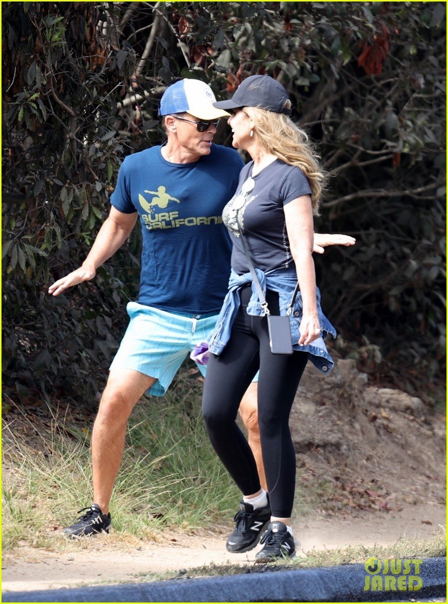Longtime Friends Rob Lowe & Maria Shriver Spotted On a Walk in ...