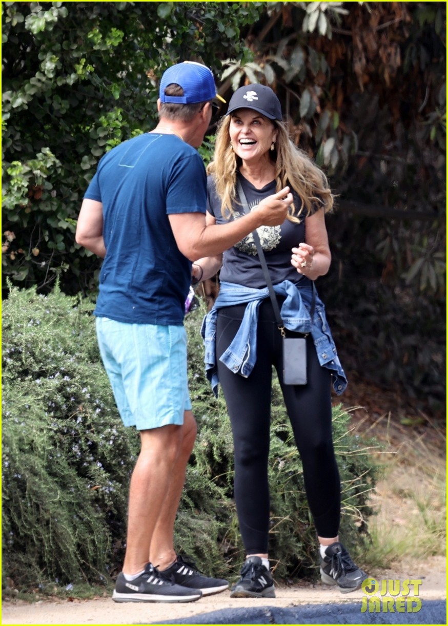 Longtime Friends Rob Lowe & Maria Shriver Spotted On a Walk in ...
