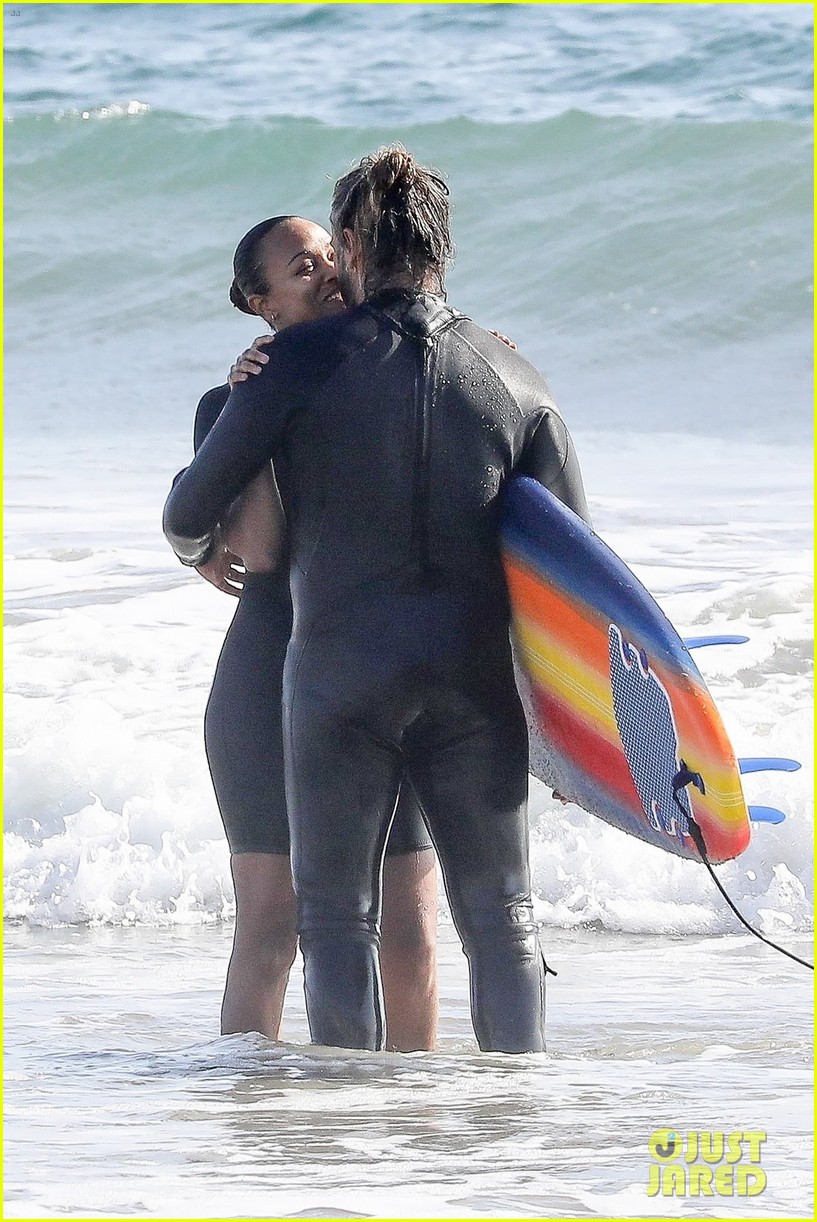 Photo: zoe saldana marco perego make out beach 02 | Photo 4485711 ...