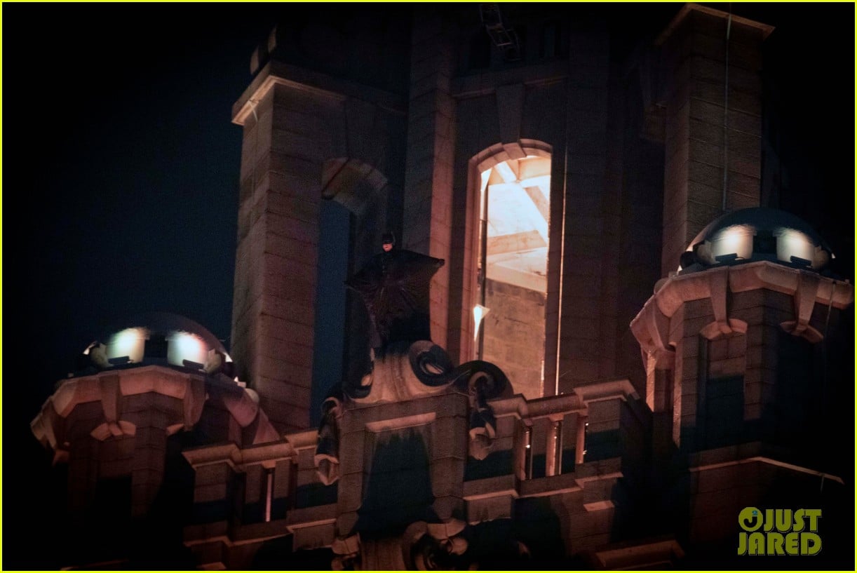 'The Batman' Stunt Double Films a Scene at Top of Liverpool's Liver ...