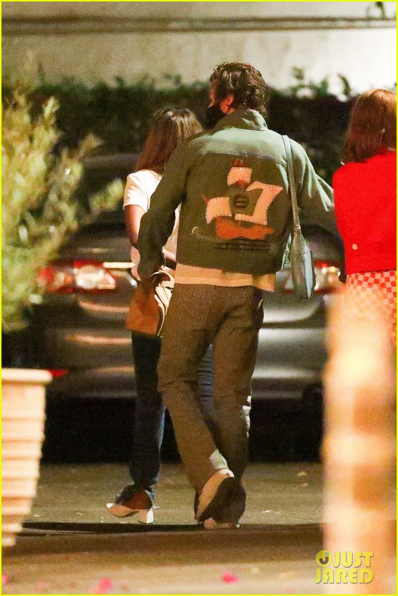 Harry Styles Heads Out After Dinner With a Friend in LA: Photo 4490917 ...