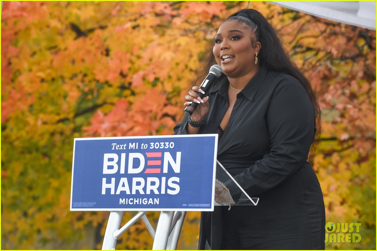 Lizzo Goes Campaigning for Biden-Harris in Detroit to Be 'On the Right ...