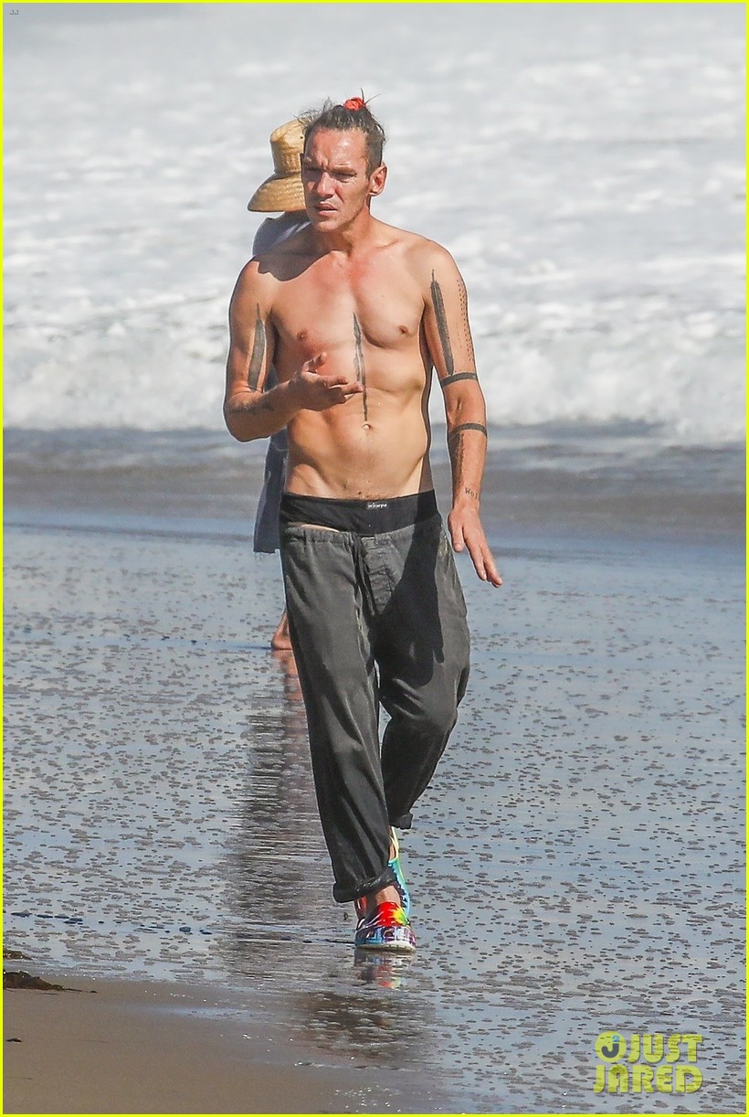 Jonathan Rhys Meyers Goes Shirtless at the Beach in Rare Photos: Photo ...