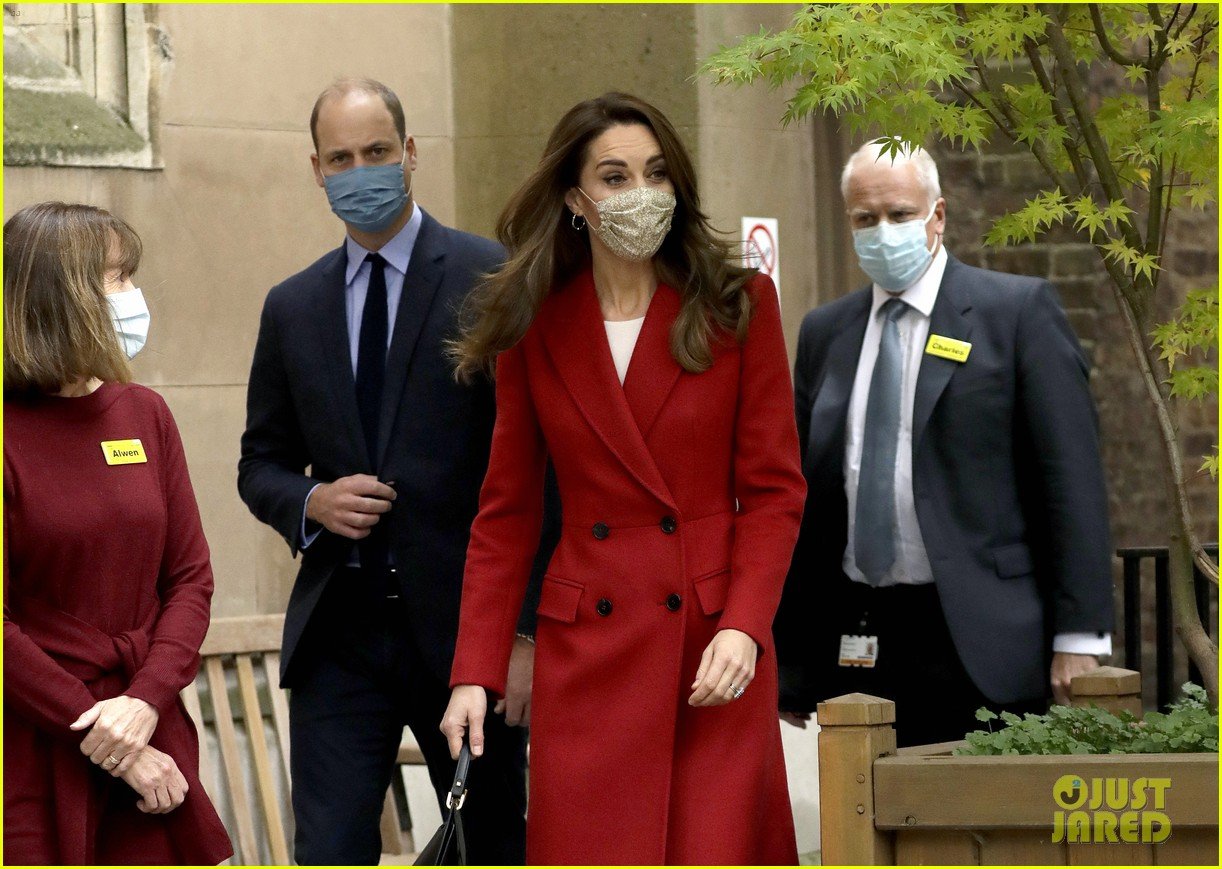 Duchess Kate Middleton & Prince William Wear Their Face Masks on Latest ...