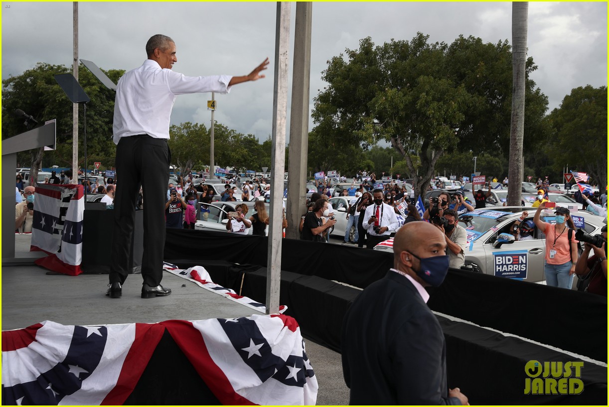 Former President Obama Bashes Trump's Response to Pandemic at Florida ...