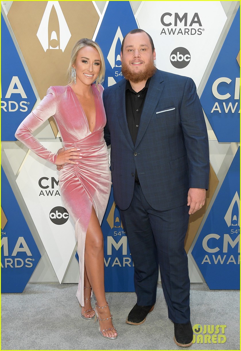 Luke Combs' Wife Nicole Hocking Joins Him at CMA Awards 2020 - See Red ...