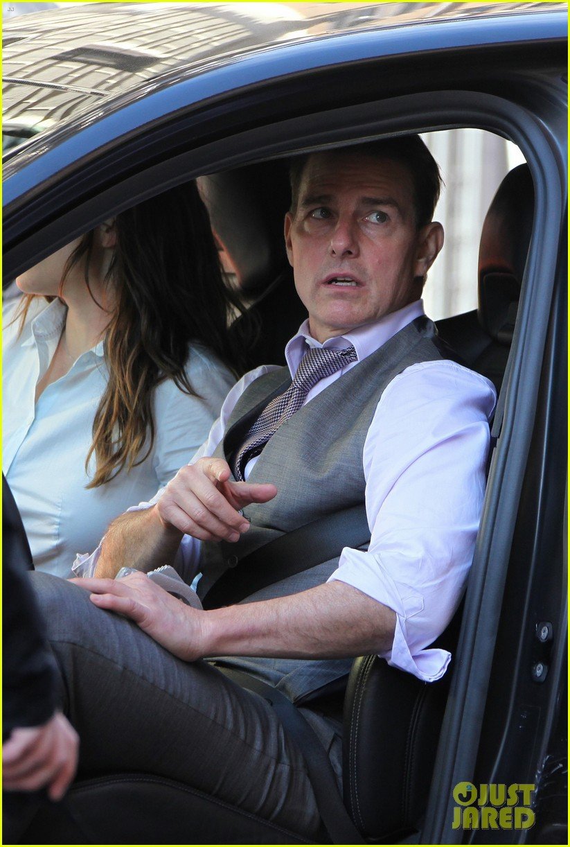 Tom Cruise Has Cameras All Over His Car for Thanksgiving Day Shoot on ...