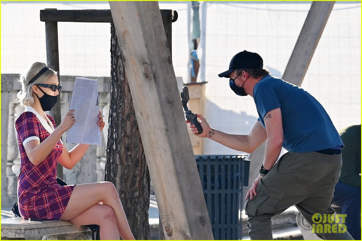 Simon Pegg Films Funny Videos With Pom Klementieff in Venice: Photo ...