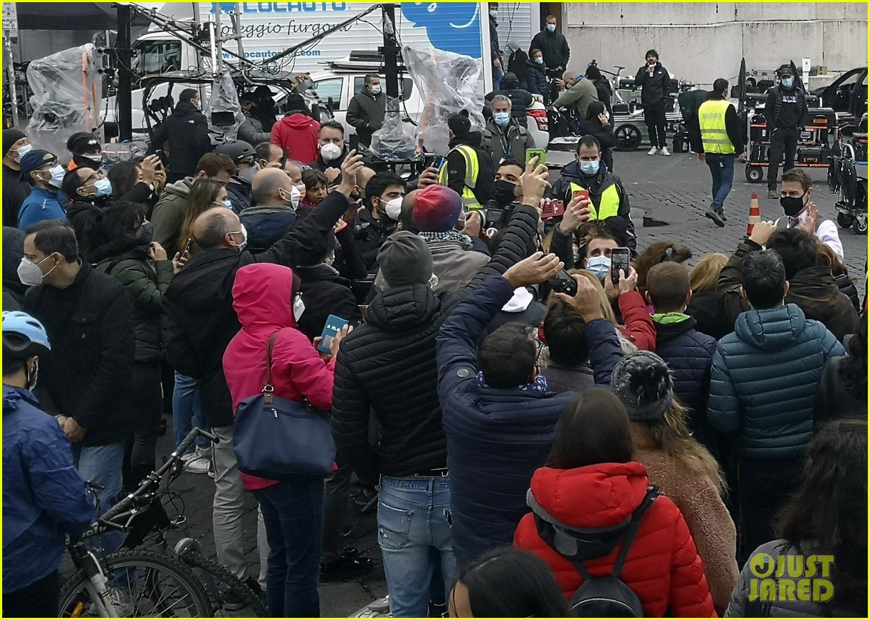 Tom Cruise Continues Filming 'Mission: Impossible 7' in Rome: Photo ...