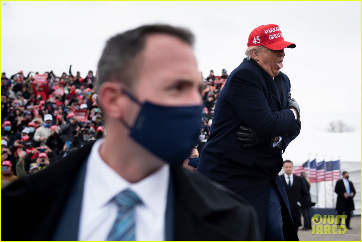 Donald Trump Complains About Cold Weather After Joe Biden Spoke in the ...