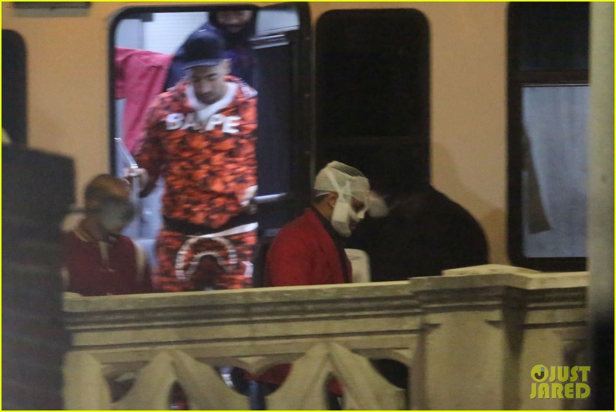 The Weeknd's Head is Covered with Bandages While Filming New Music ...