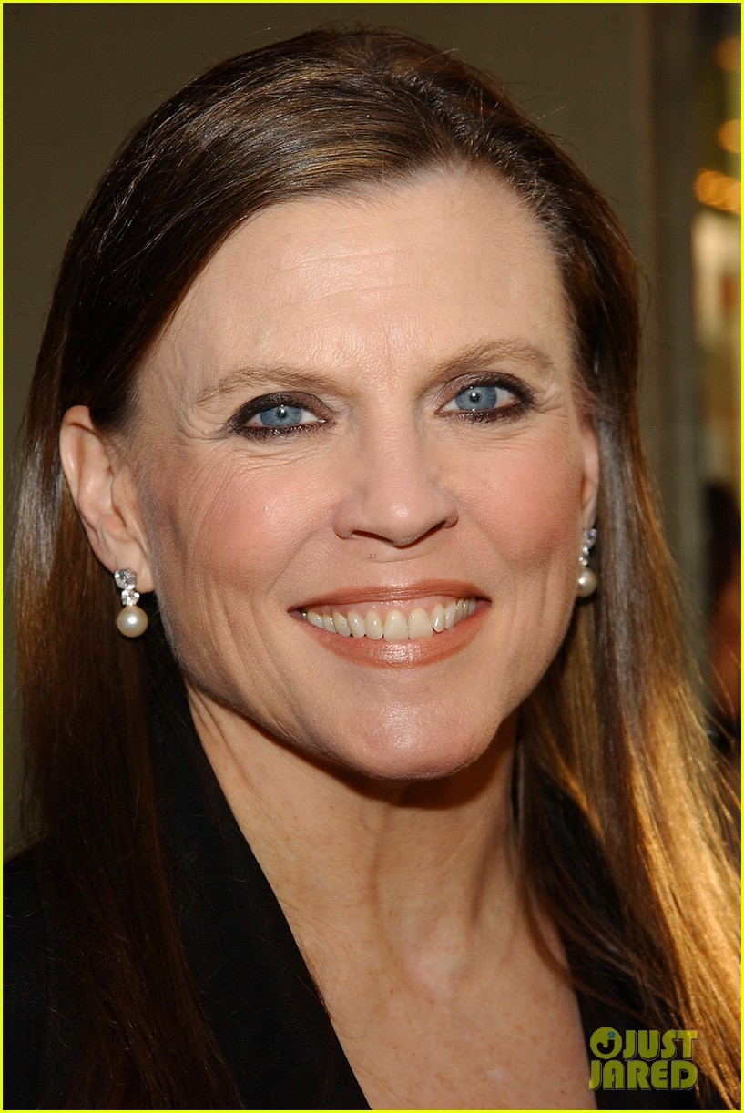 Broadway Legend Ann Reinking Has Passed Away at 71: Photo 4508702 | RIP ...