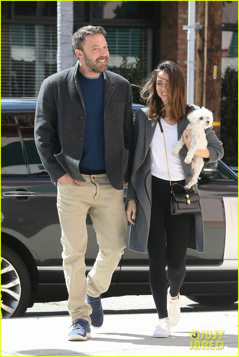 Ben Affleck & Ana de Armas Split, Source Reveals the Reason Why: Photo ...