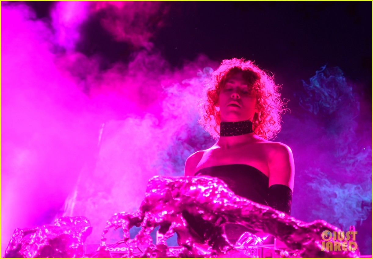 Electronic Music Star SOPHIE Has Died at 34: Photo 4520746 | Photos ...