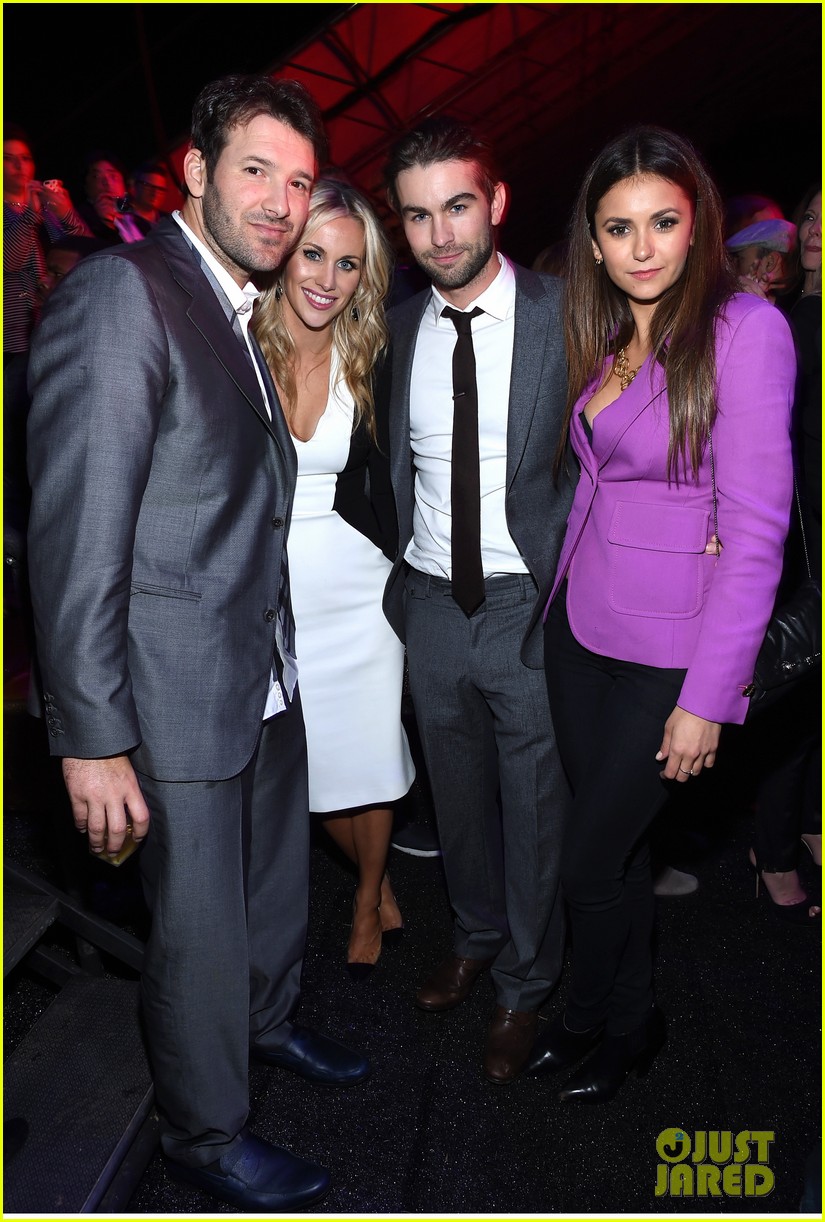 Super Bowl Announcer Tony Romo Has a Famous Brother-in-Law: Gossip Girl ...