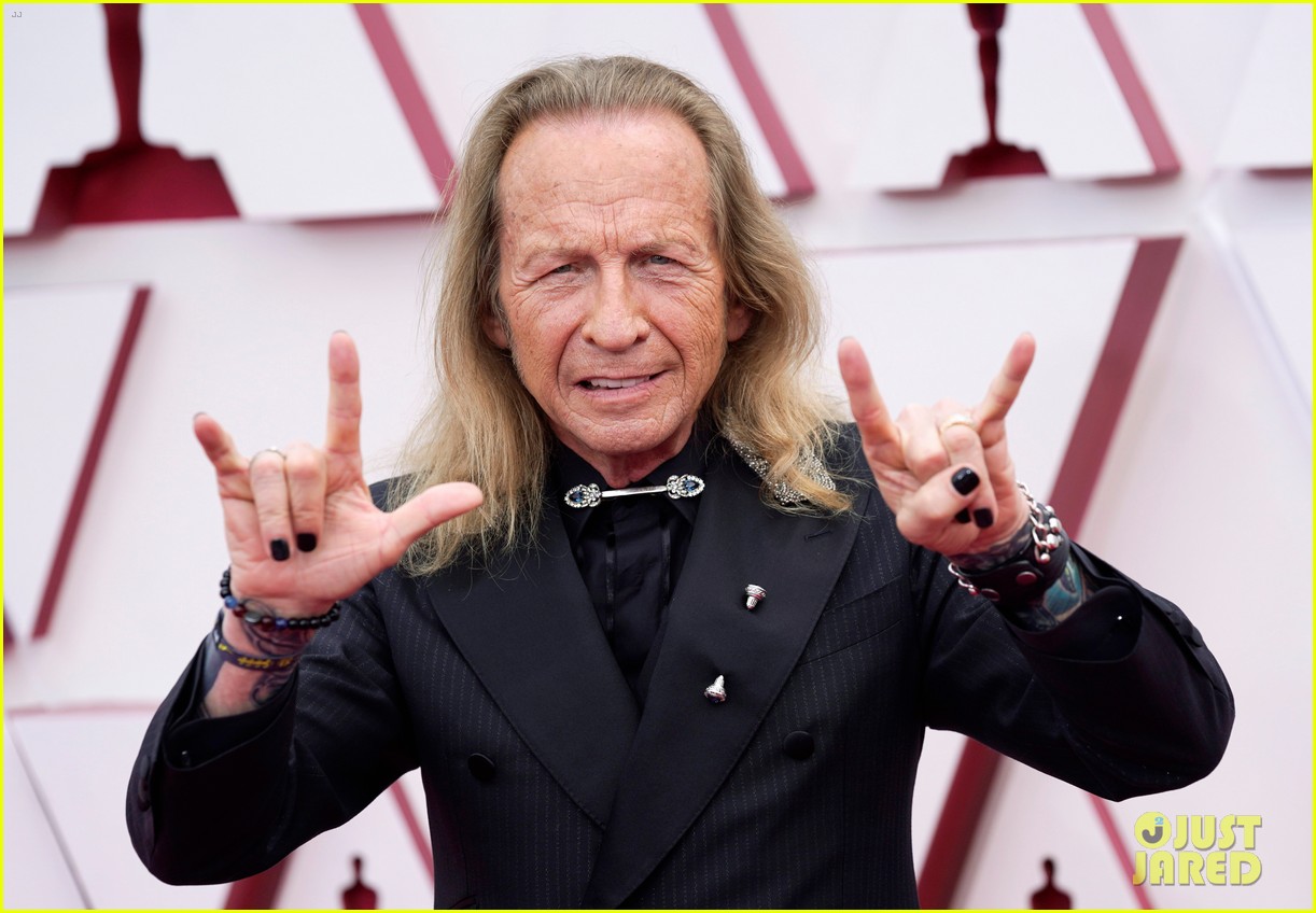 Sound of Metal's Paul Raci Walks Oscars 2021 Red Carpet with Wife Liz ...