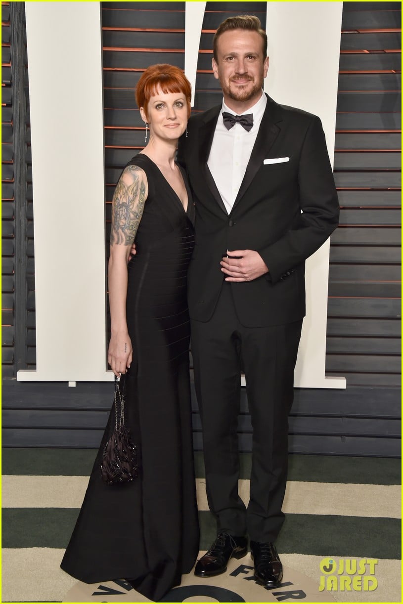 Jason Segel & Girlfriend Alexis Mixter Split After 8 Years Together ...