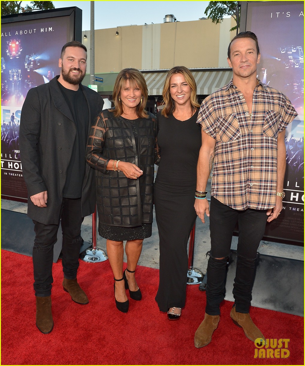 Carl Lentz’s Wife Laura Speaks Out About Cheating Scandal on Their Wedding Anniversary: Photo ...