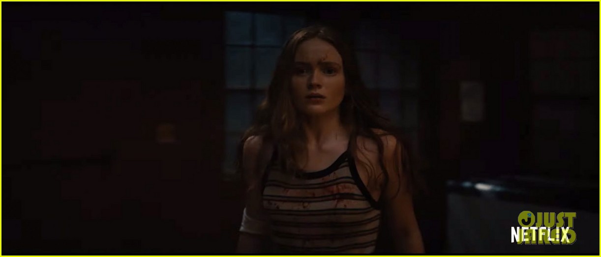 Maya Hawke & Sadie Sink Star in First Teaser For Netflix's 'Fear Street ...