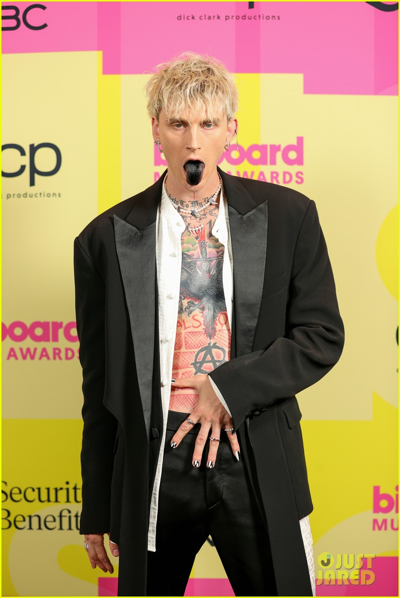 Megan Fox Licks Machine Gun Kelly's Black Tongue at Billboard Music ...