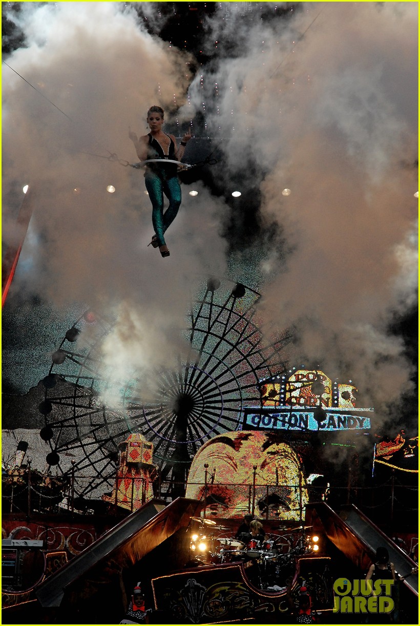 How Much Is Pink Worth? Net Worth Revealed!: Photo 4553289 | Pink ...