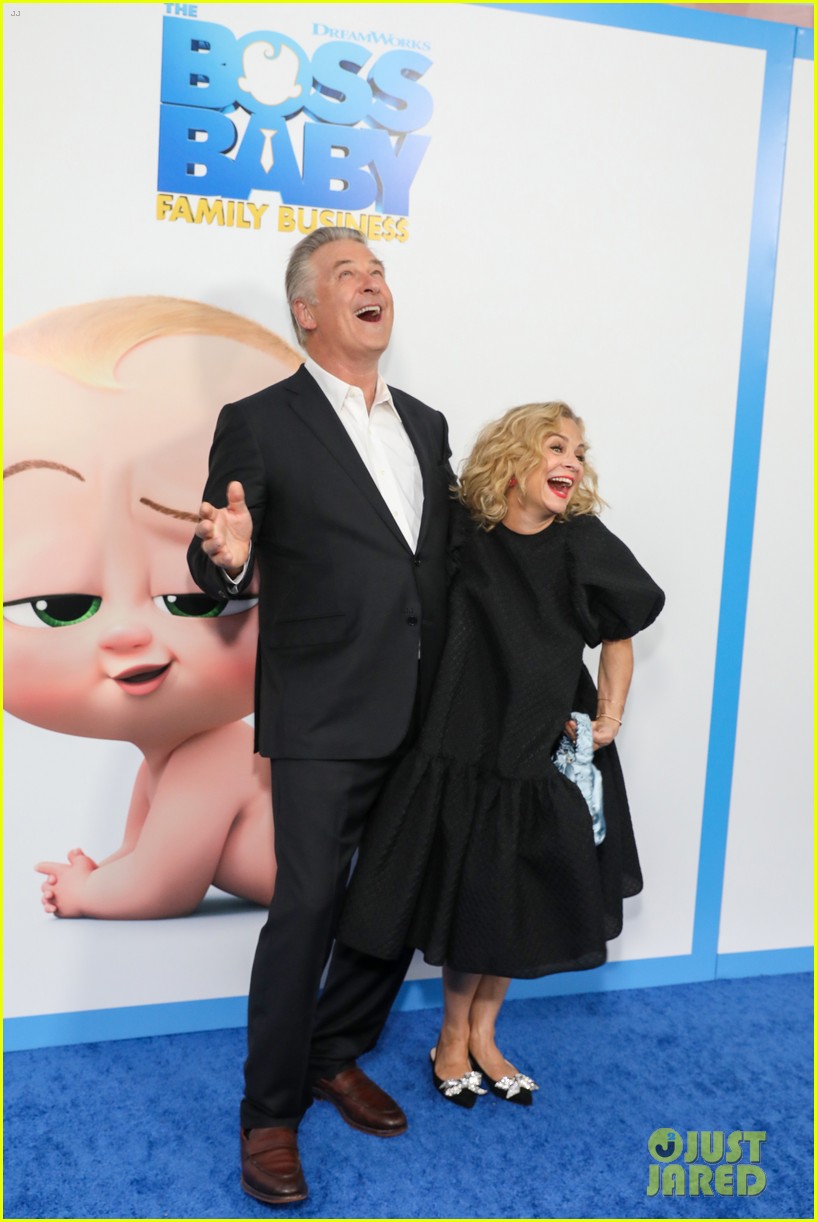Alec Baldwin Dresses Up His 6 Kids As Boss Babies For 'Boss Baby 2 ...