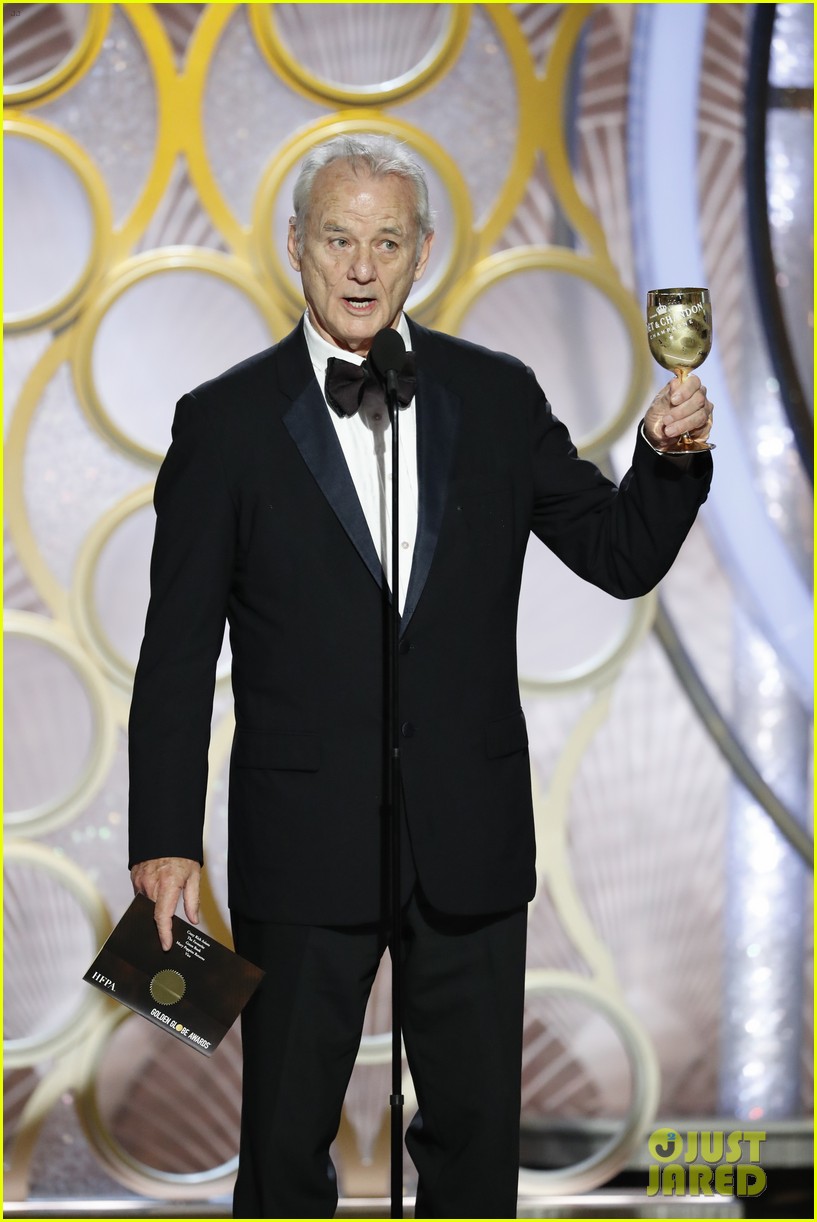 Bill Murray Sings 'Take Me Out to the Ball Game' at the Chicago Cubs ...