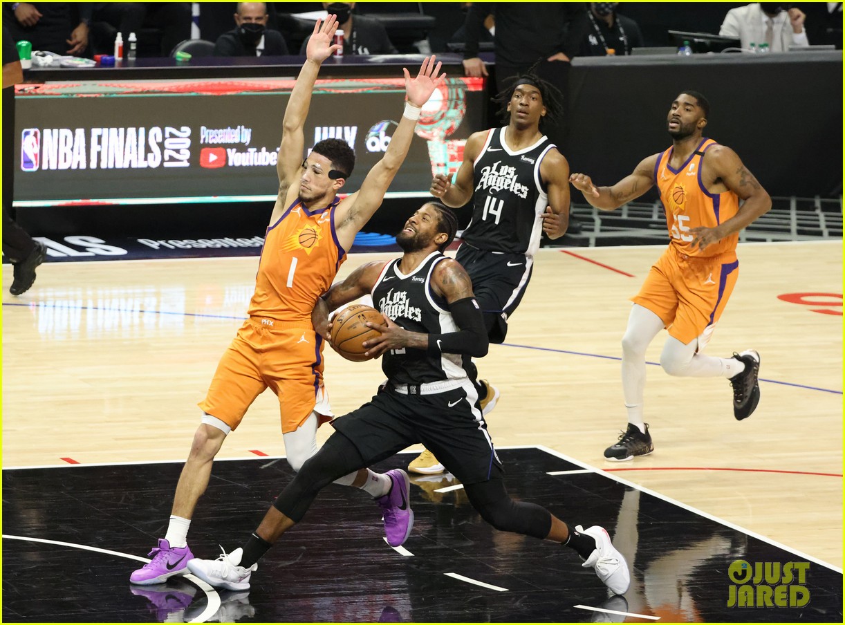 Devin Booker Shares Gruesome Details of His Surgery After Nose Injury ...