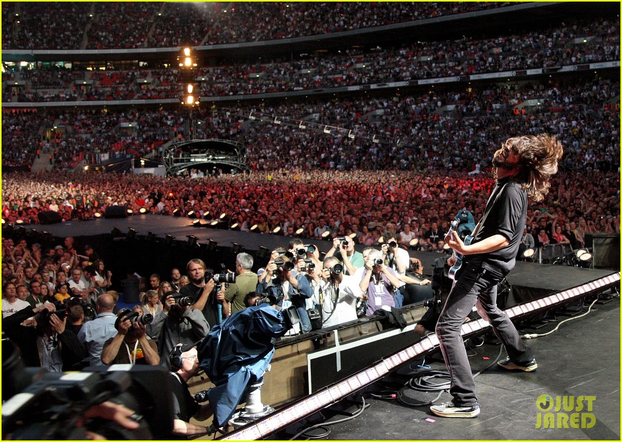 The Foo Fighters Will Play the First Full Arena Concert in New York of ...