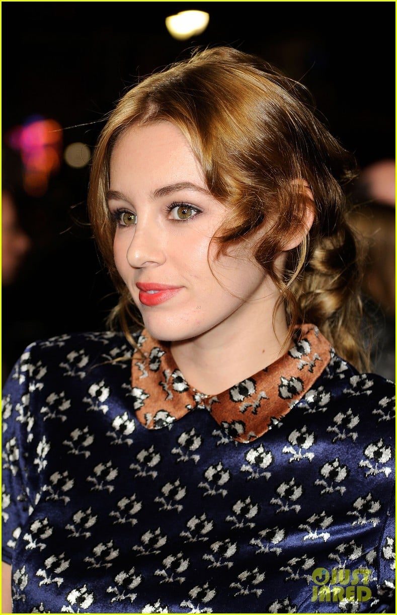 Jason Sudeikis & Keeley Hazell Are Dating!: Photo 4578158 | Jason ...