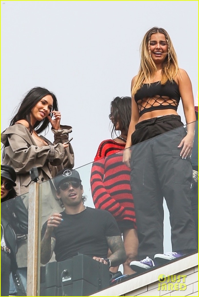 Megan Fox, Kourtney Kardashian, & Addison Rae Attend Machine Gun Kelly ...