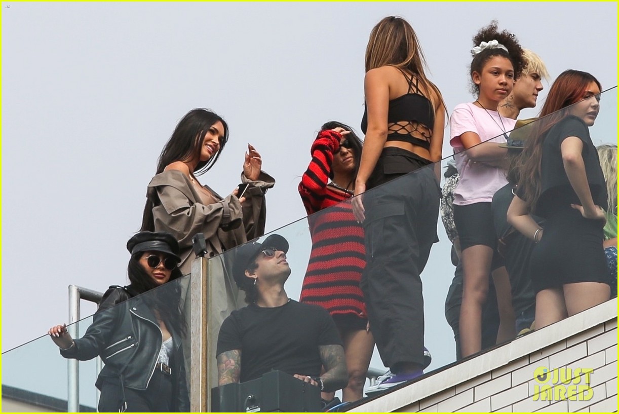 Megan Fox, Kourtney Kardashian, & Addison Rae Attend Machine Gun Kelly ...