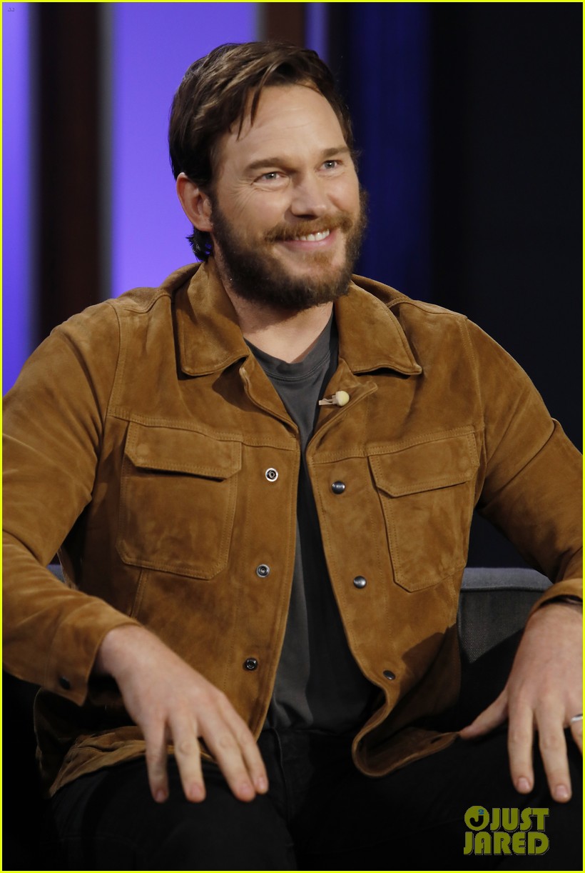 Chris Pratt Hilariously Throws Jimmy Kimmel A Retirement Party: Photo ...
