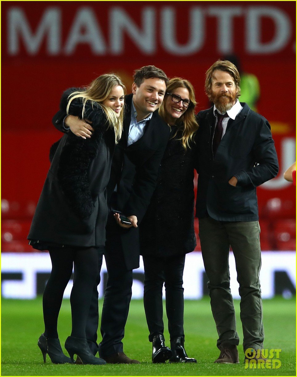 Julia Roberts' Husband Danny Moder Shares Rare Video of Their 14-Year-Old Son Henry!: Photo ...