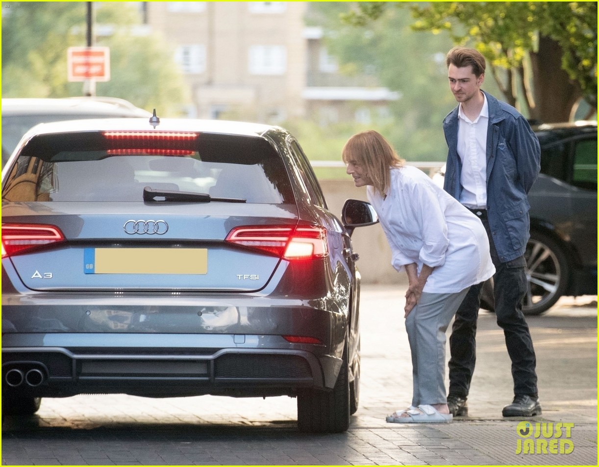 David Beckham Looks Totally Starstruck Meeting This Iconic Actor ...